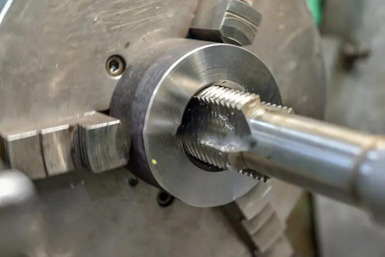 Le guide ultime de l'usinage des filetages : techniques, types et outils - Richconn ...