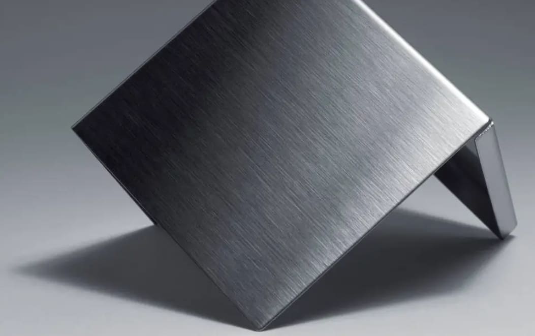 Ferrous vs Non-ferrous Metals: What Are the Properties and Applications?