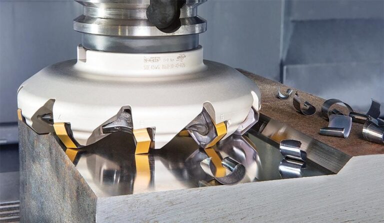 What Is Vertical Milling: Process, Types and Tips